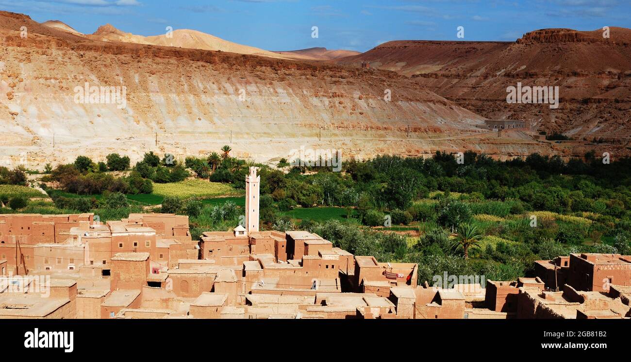 Kasbah palace hi-res stock photography and images - Alamy