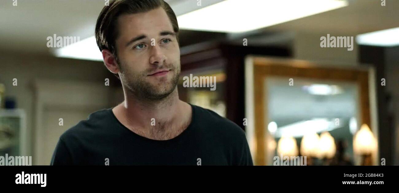 Luke Benward With His Shirt Off