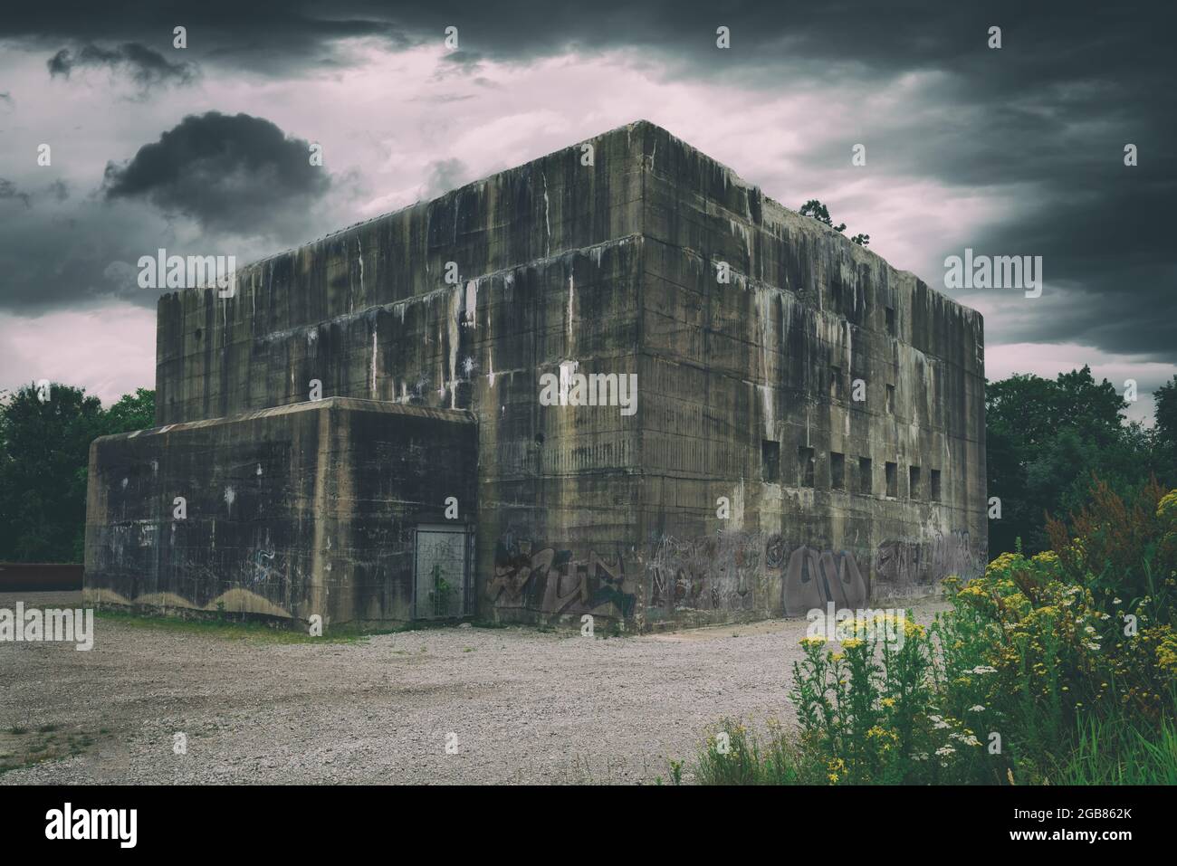German bunker historic hi-res stock photography and images - Alamy