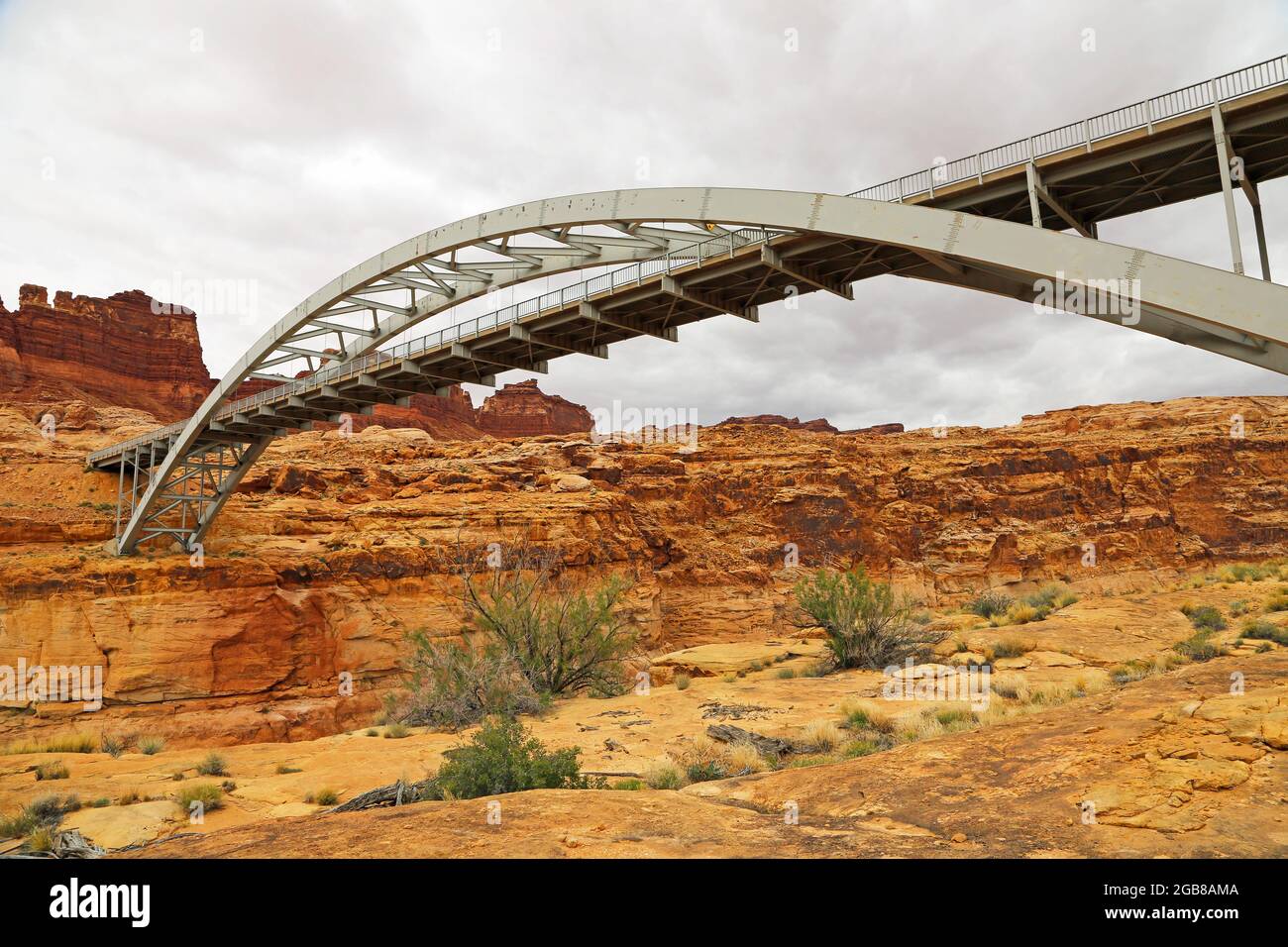 Colorado river bridge hi-res stock photography and images - Alamy