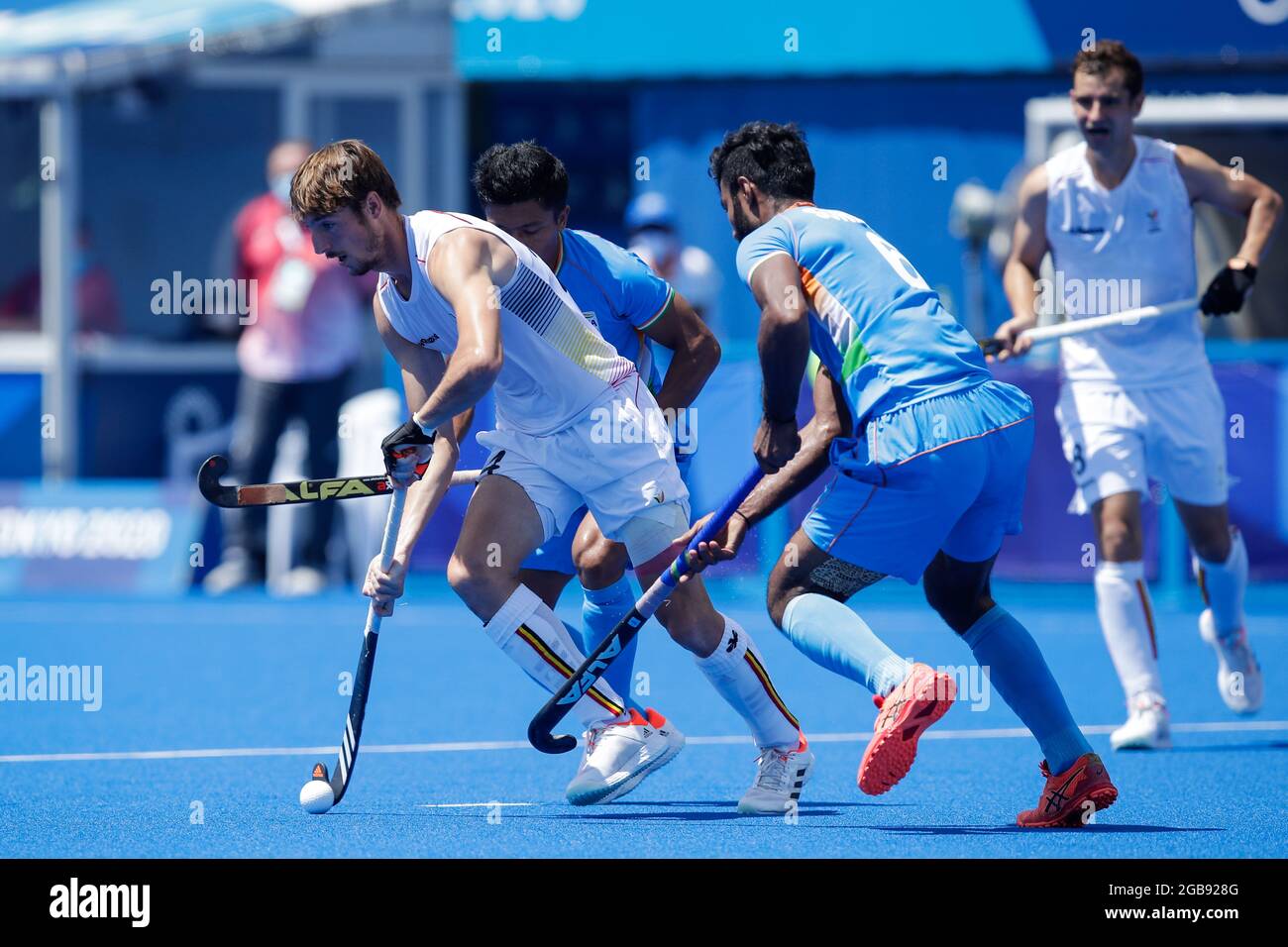 TOKYO, JAPAN - AUGUST 3: Nilakanta Sharma of India, Antoine Kina of ...