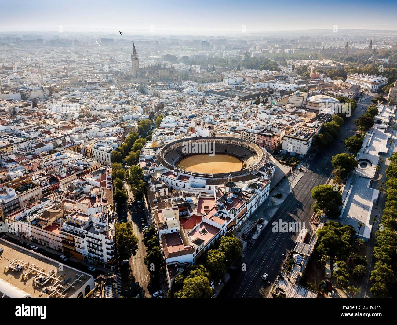 Seville cathedral aerial hi-res stock photography and images - Alamy