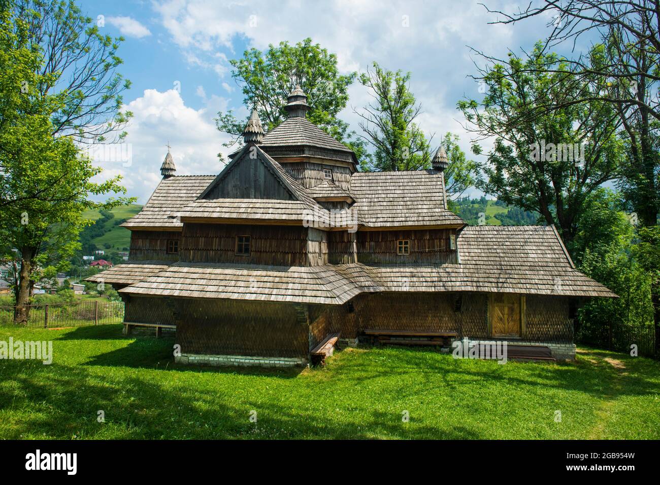 Strukivska Church, Unesco world heritage site, Yasinia village ...