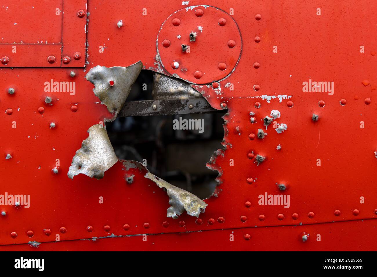 Fuselage rivets hi-res stock photography and images - Alamy