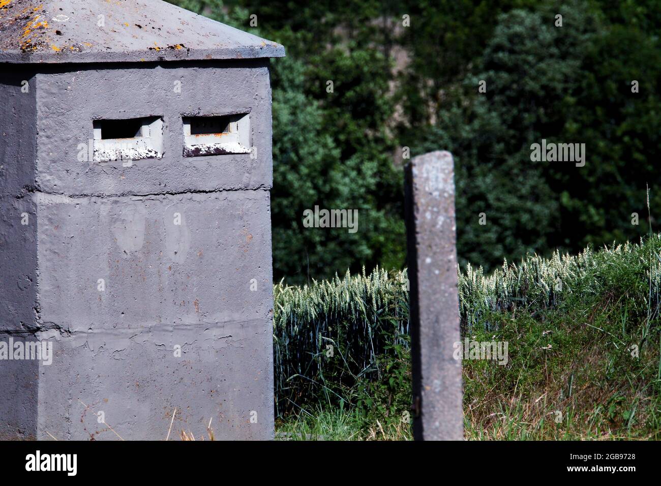Rifle shelter, bunker, border fortification, Kolonnenweg, perforated ...