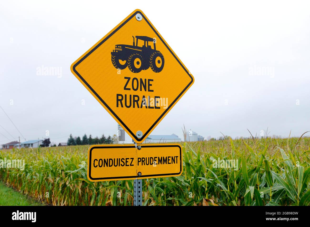 Agricultural vehicles hi-res stock photography and images - Alamy