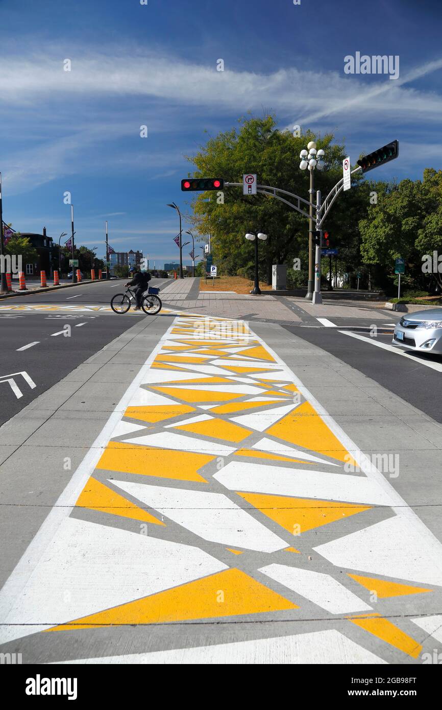 Painting road crossing pedestrian hi-res stock photography and images ...