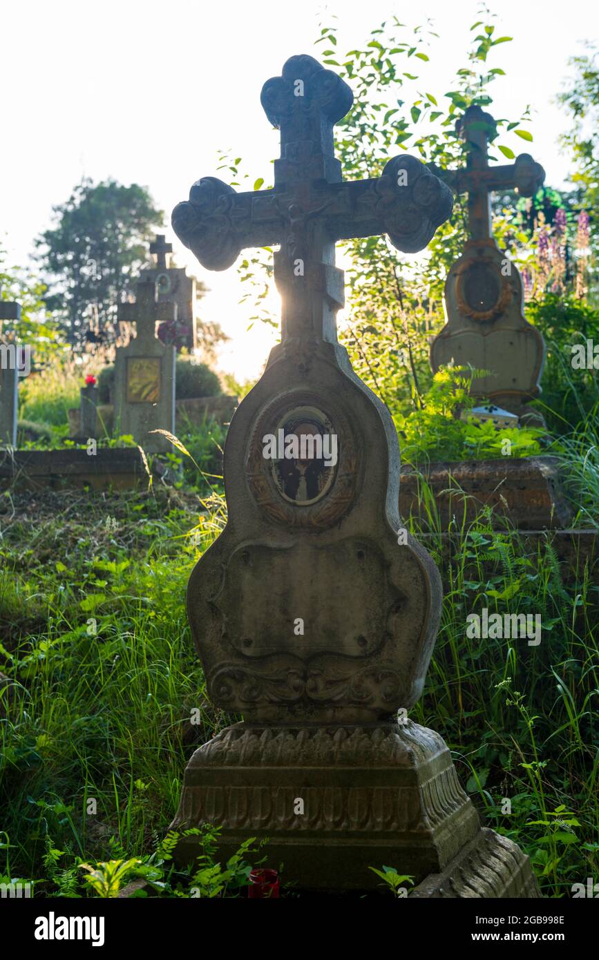 Old west cemetery hi-res stock photography and images - Alamy