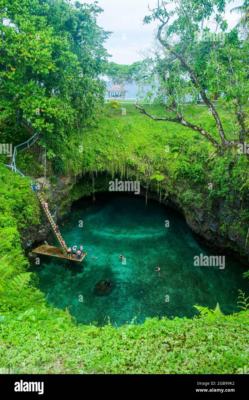 To sua ocean trench in Upolo, Samoa, South Pacific Stock Photo - Alamy