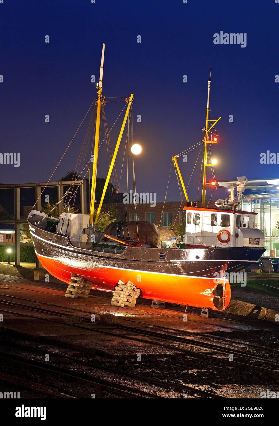 Ship on the slipway hi-res stock photography and images - Alamy