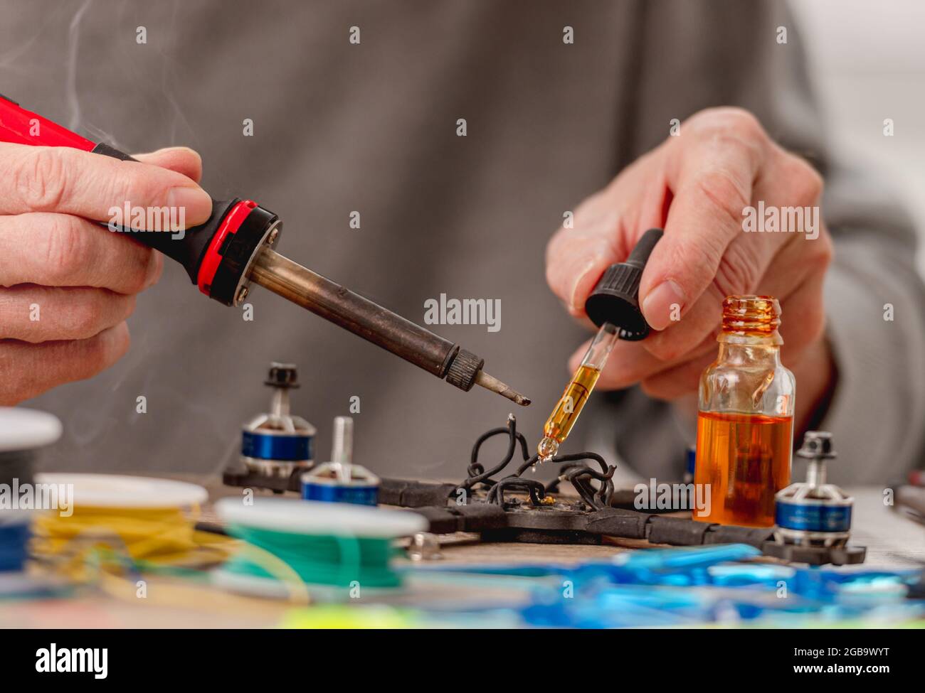 Soldering process hi-res stock photography and images - Alamy