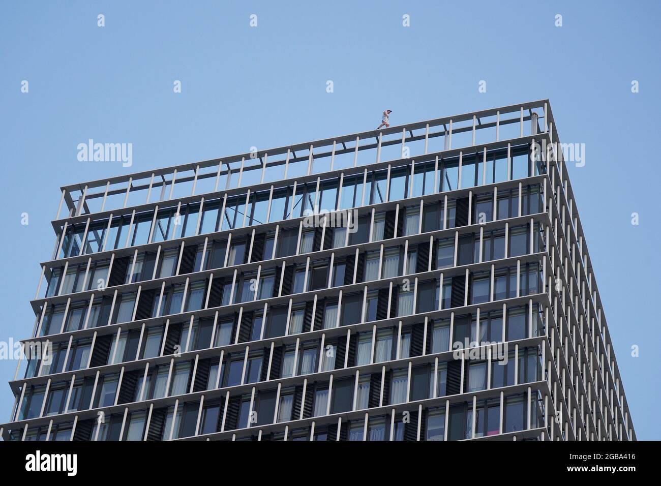 George king free climber hi-res stock photography and images - Alamy