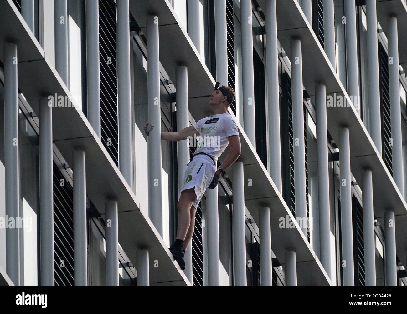 George king free climber hi-res stock photography and images - Alamy
