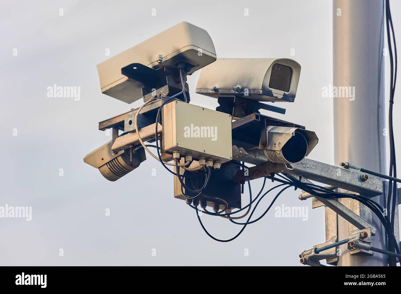 Cctv security camera on pole hi-res stock photography and images - Alamy