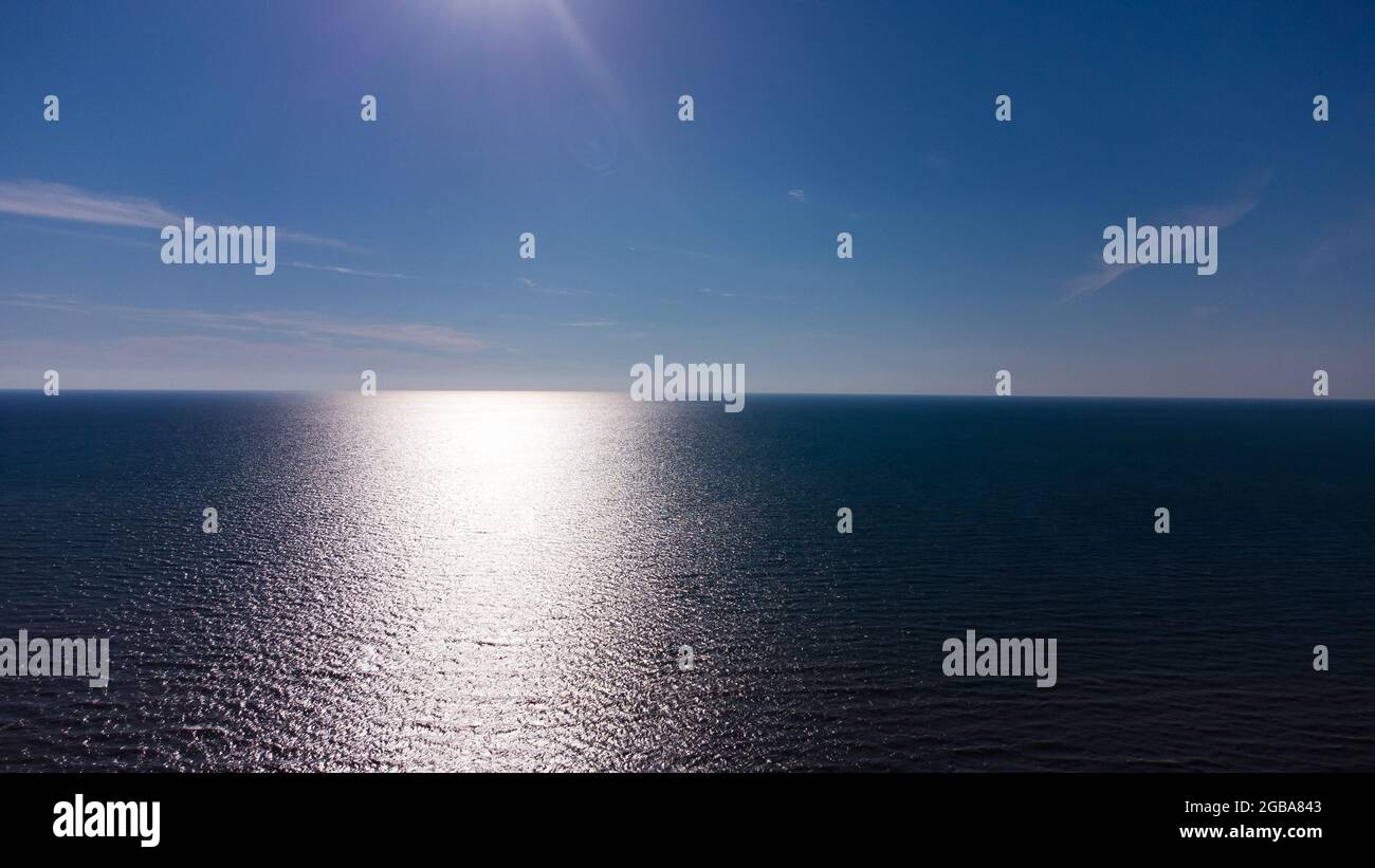 perfect sky and water of ocean Stock Photo - Alamy