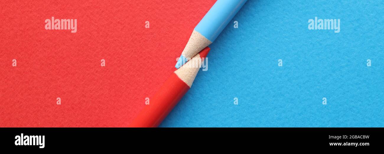 Red and blue pencil hi-res stock photography and images - Alamy