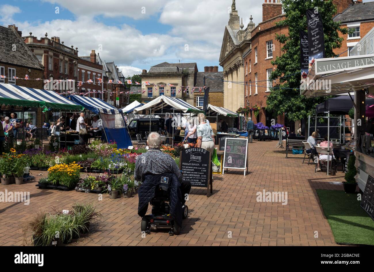 Market day in Banbury, Oxfordshire, England, UK Stock Photo - Alamy
