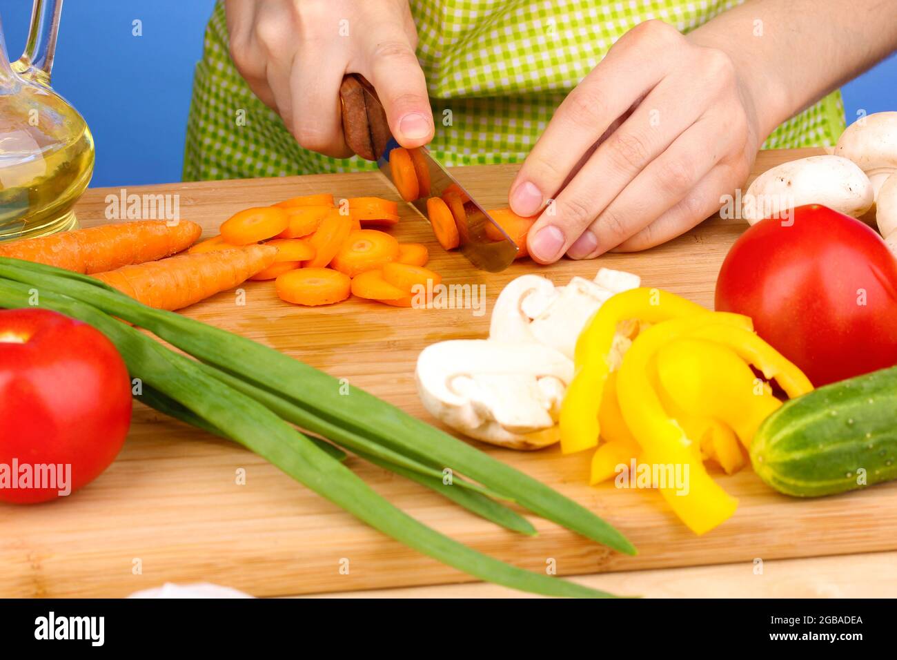 Chopping food ingredients Stock Photo - Alamy
