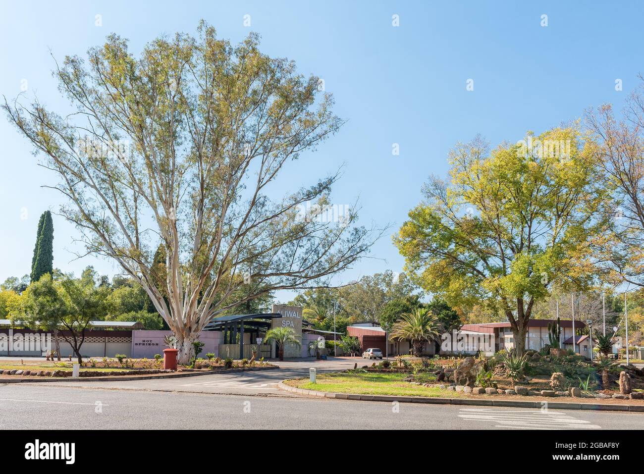ALIWAL NORTH, SOUTH AFRICA - APRIL 23, 2021: A street scene, with the ...