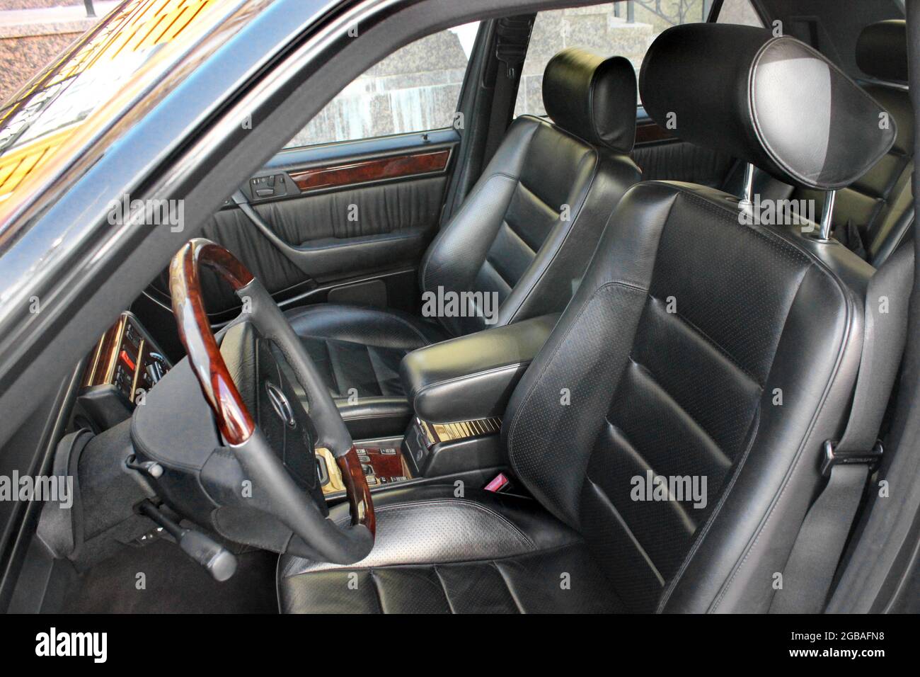 Mercedes W124 Interior