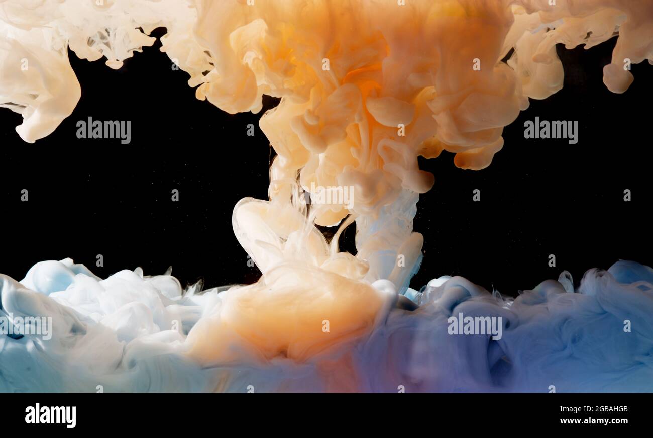 Liquid paint abstraction art hi-res stock photography and images - Alamy