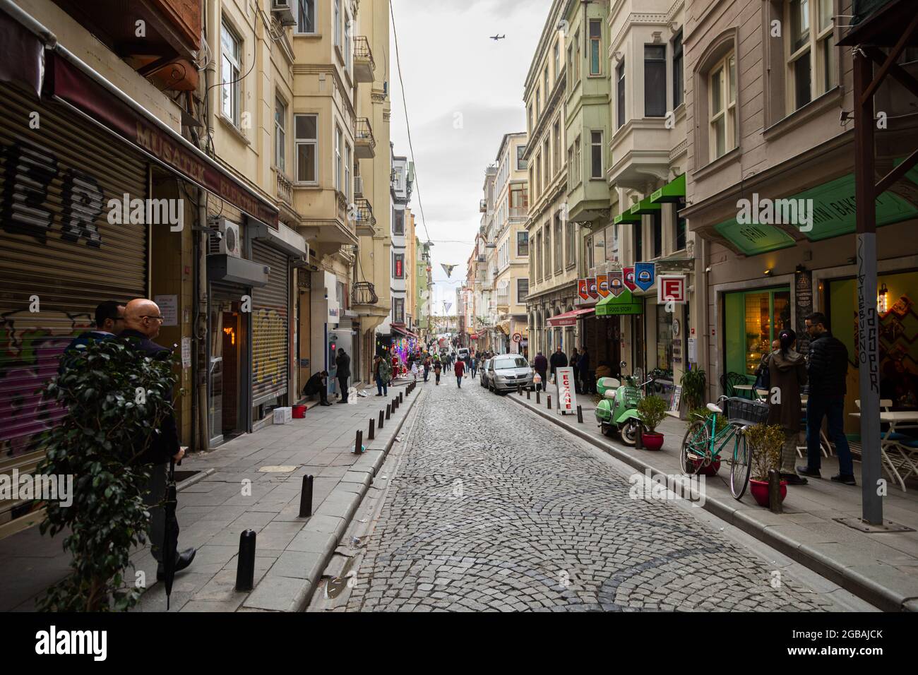 View of istanbul street hi-res stock photography and images - Alamy