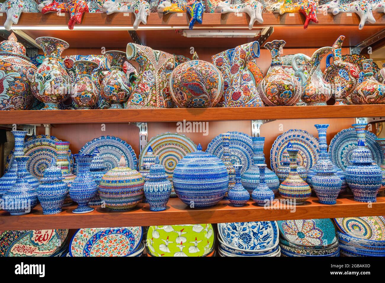 Colorful ceramic plates and jugs Stock Photo - Alamy