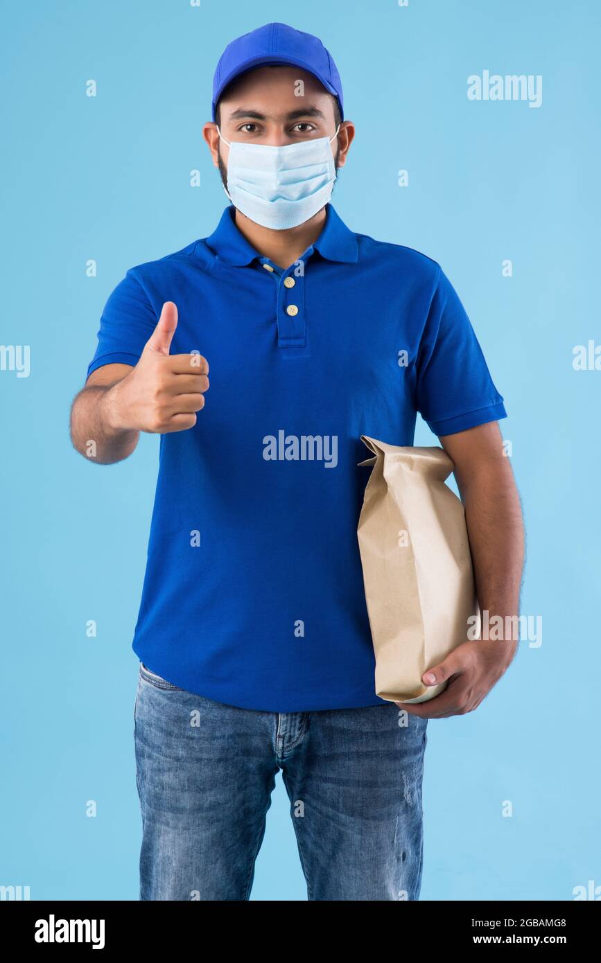 Food packet hi-res stock photography and images - Alamy