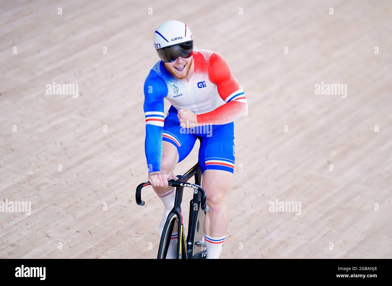 France’s Sebastien Vigier celebrates after winning Bronze in the Men’s ...