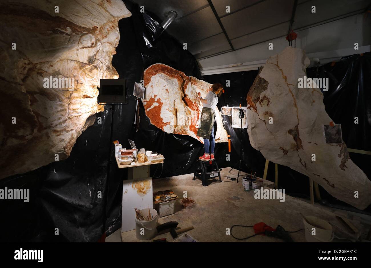 The Prehistorian and Plastician Gilles Tosello is responsible for ...