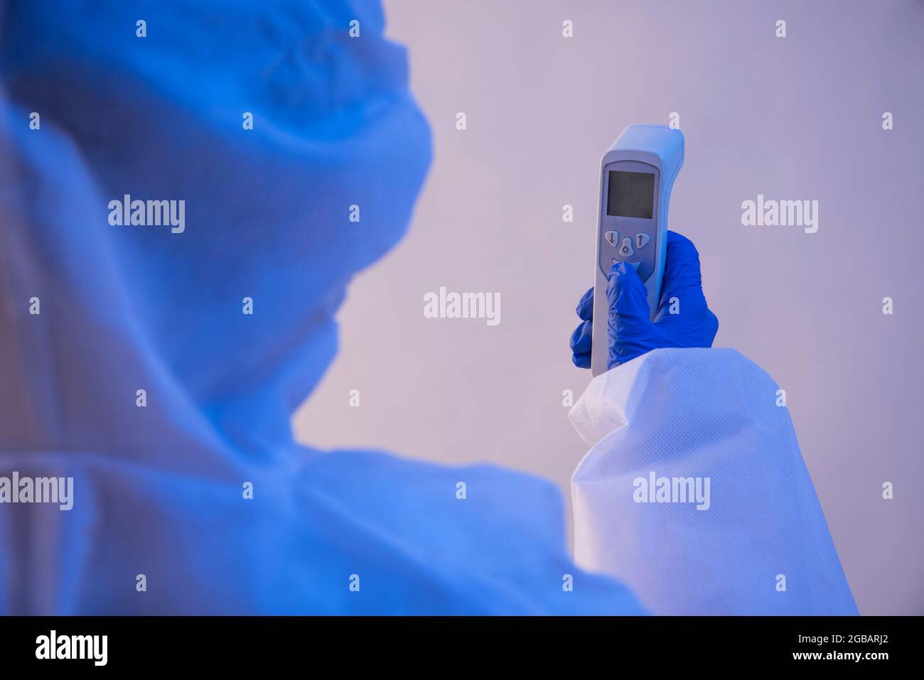 Checking gun hi-res stock photography and images - Alamy