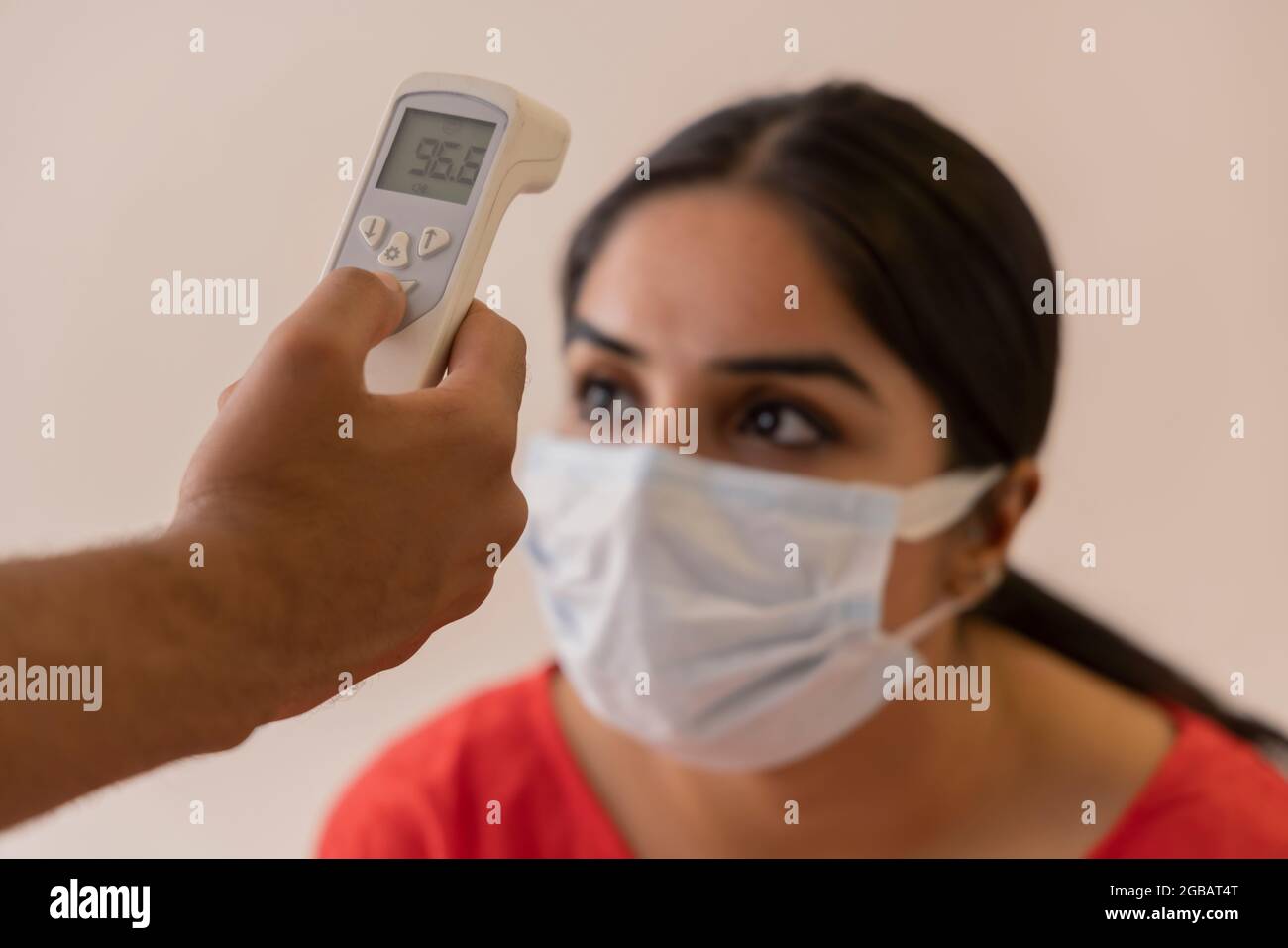 Body temperature hi-res stock photography and images - Alamy