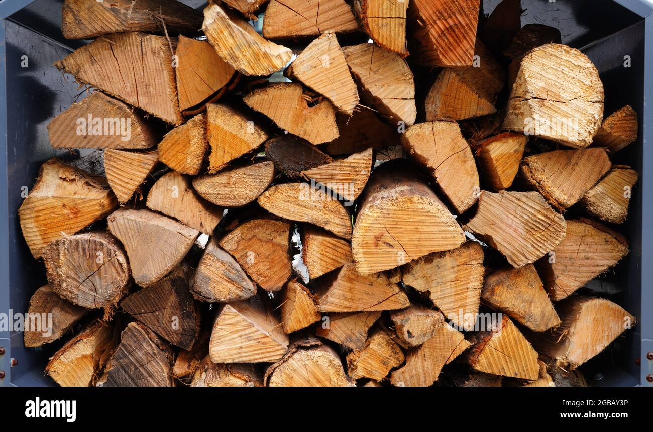 Stacks of chopped fire wood logs Stock Photo - Alamy