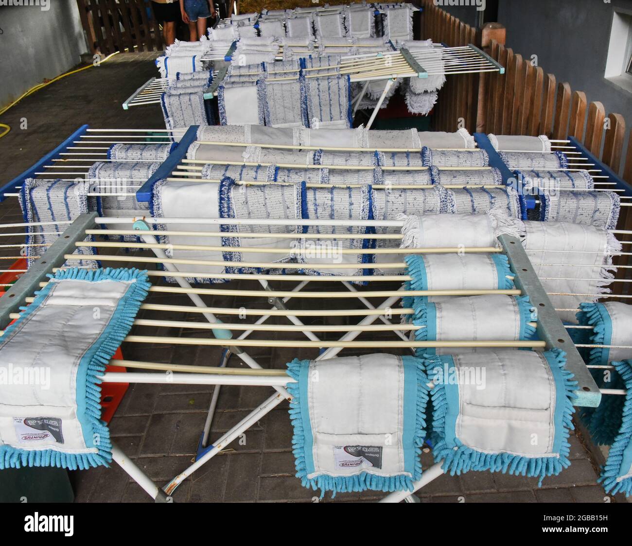 Mop covers hi-res stock photography and images - Alamy