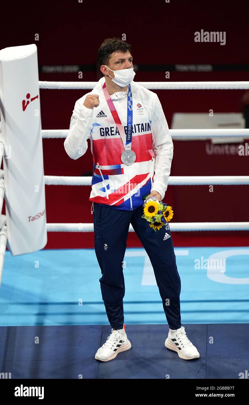 Great Britain's Pat McCormack with the silver medal in the Men's ...