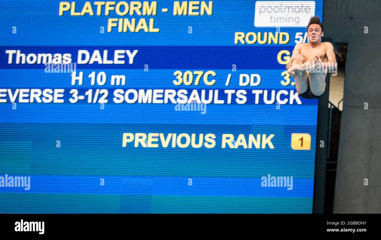 10 m diving board hi-res stock photography and images - Alamy