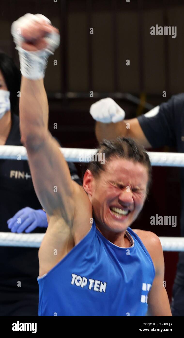 Points of light medal hi-res stock photography and images - Alamy