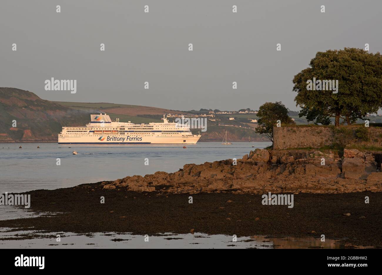 Border between devon and cornwall hi-res stock photography and images ...