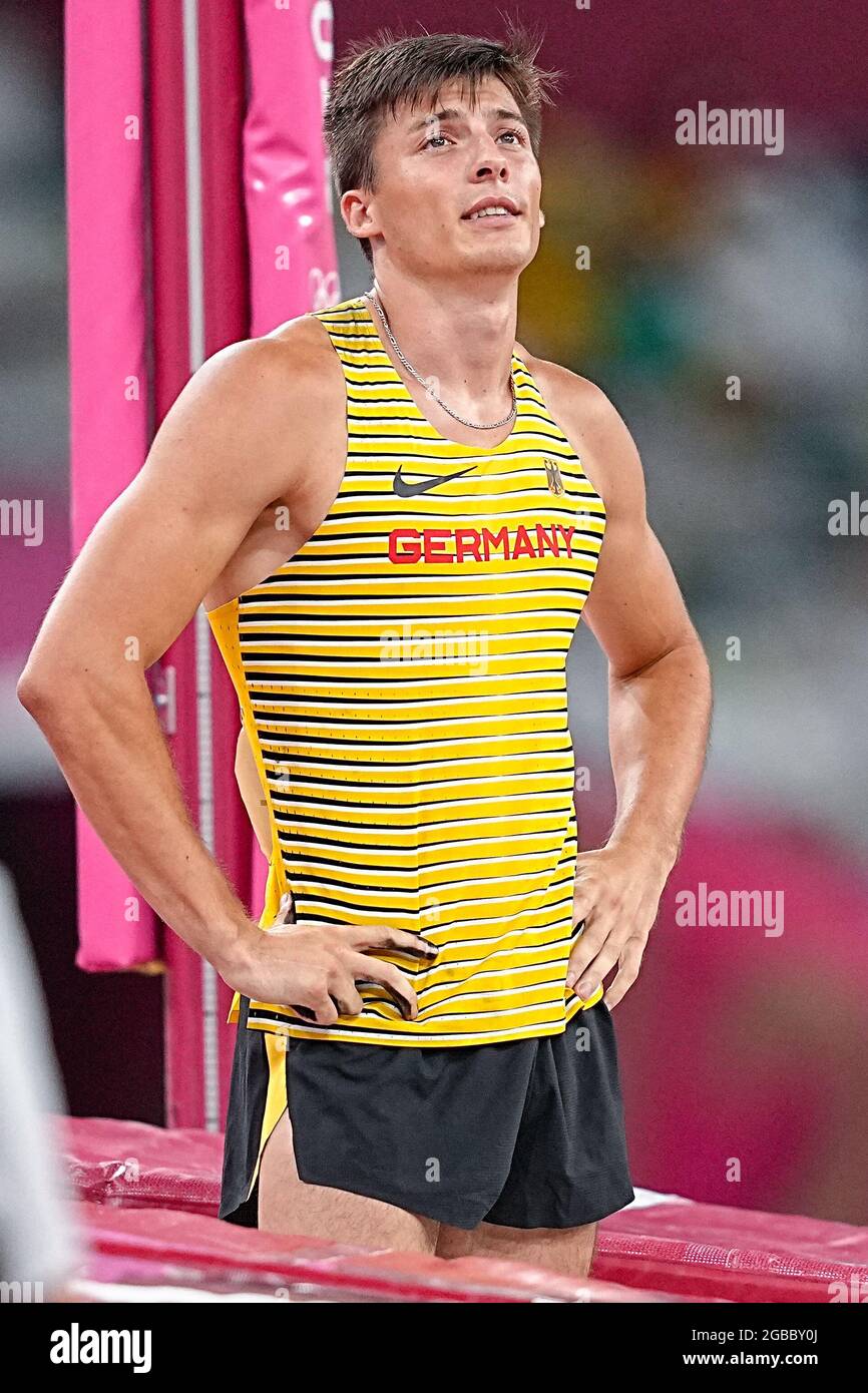 Tokyo, Japan. 03rd Aug, 2021. Athletics: Olympics, men's pole vault ...