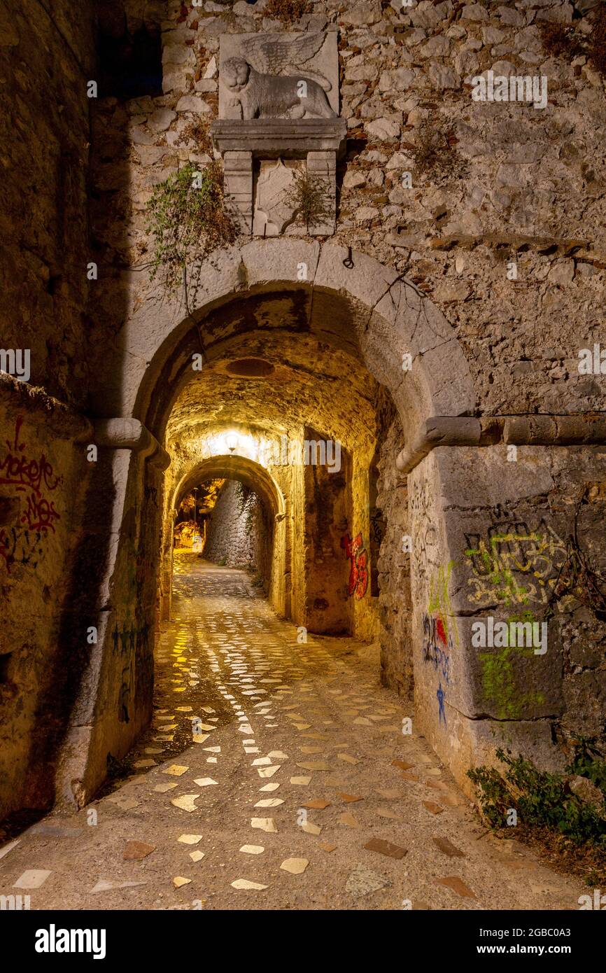 Venetian medieval hi-res stock photography and images - Alamy