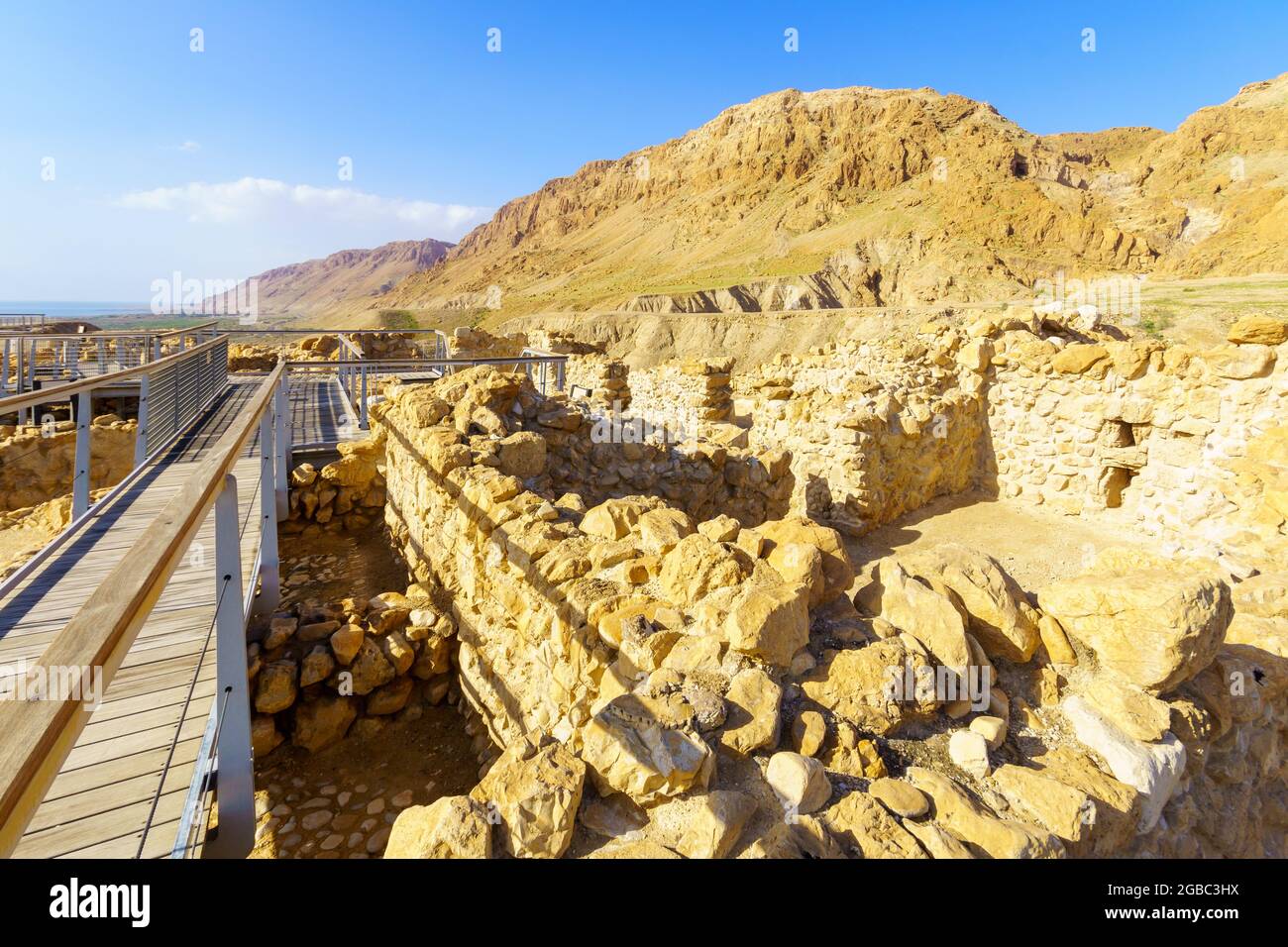 View of the ancient site of Qumran, North West of the Dead Sea ...