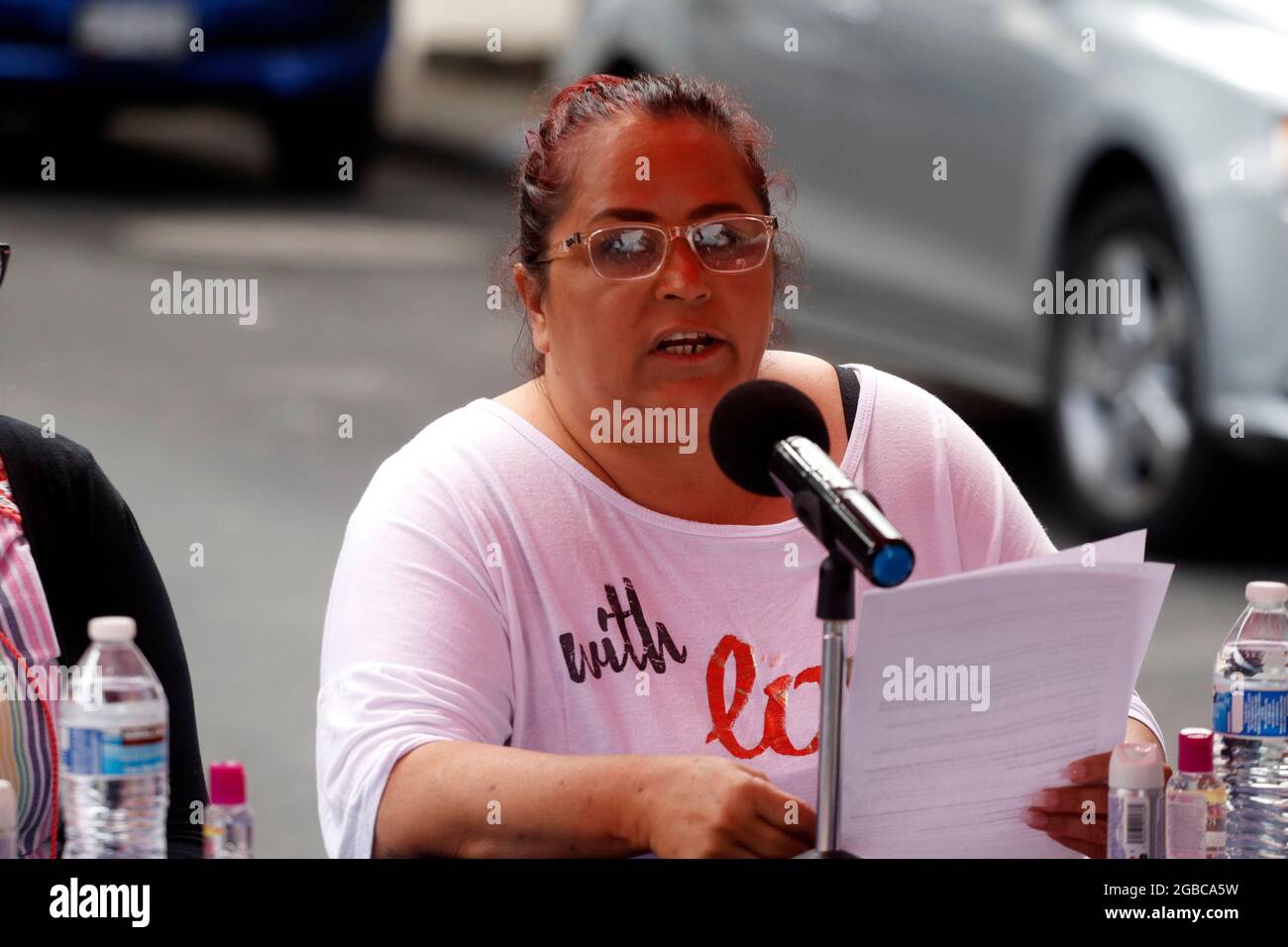 Non Exclusive: MEXICO CITY, MEXICO - JULY 31: The mother of Yesenia ...