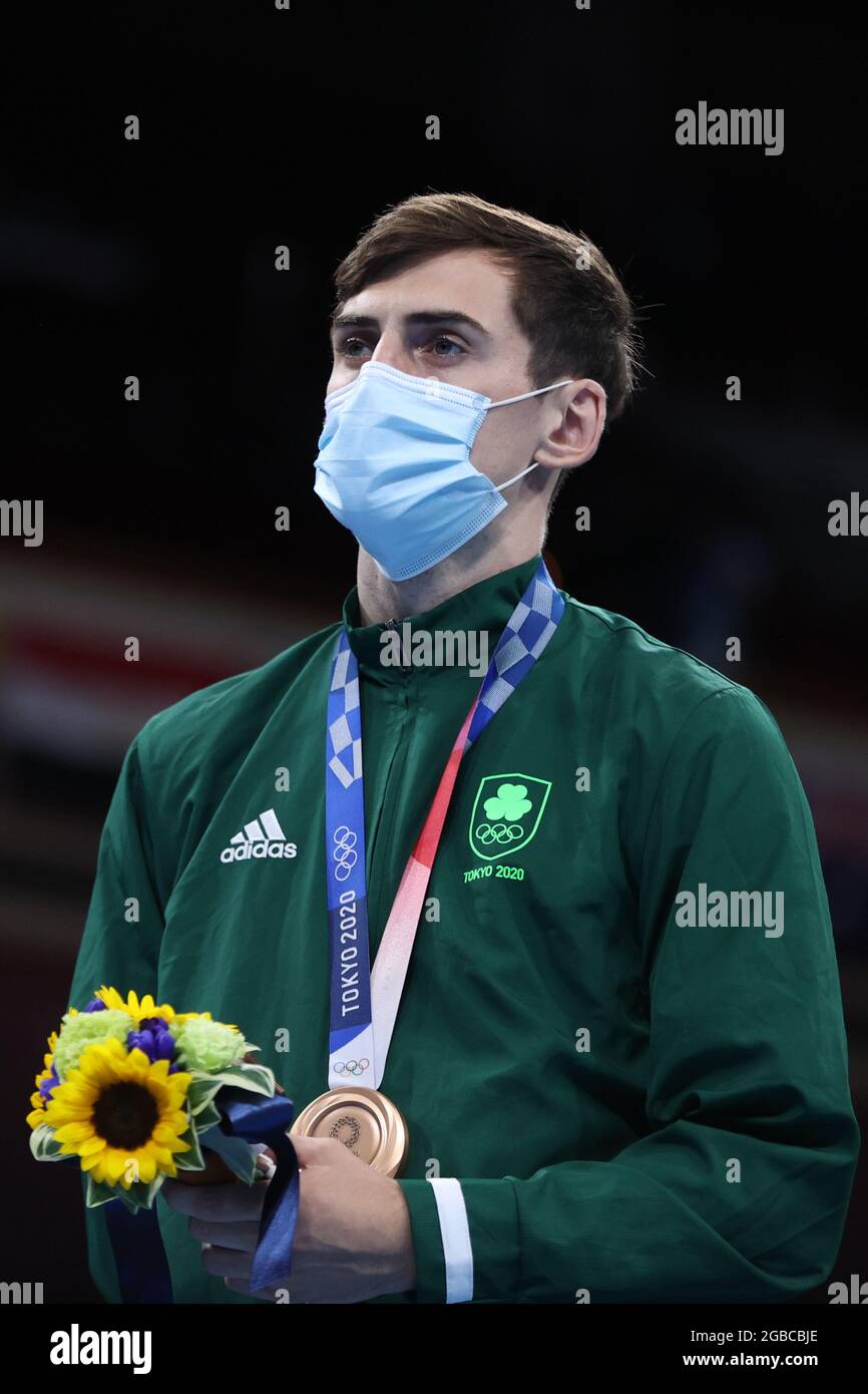 (210803) -- TOKYO, Aug. 3, 2021 (Xinhua) -- Bronze medalist Aidan Walsh ...