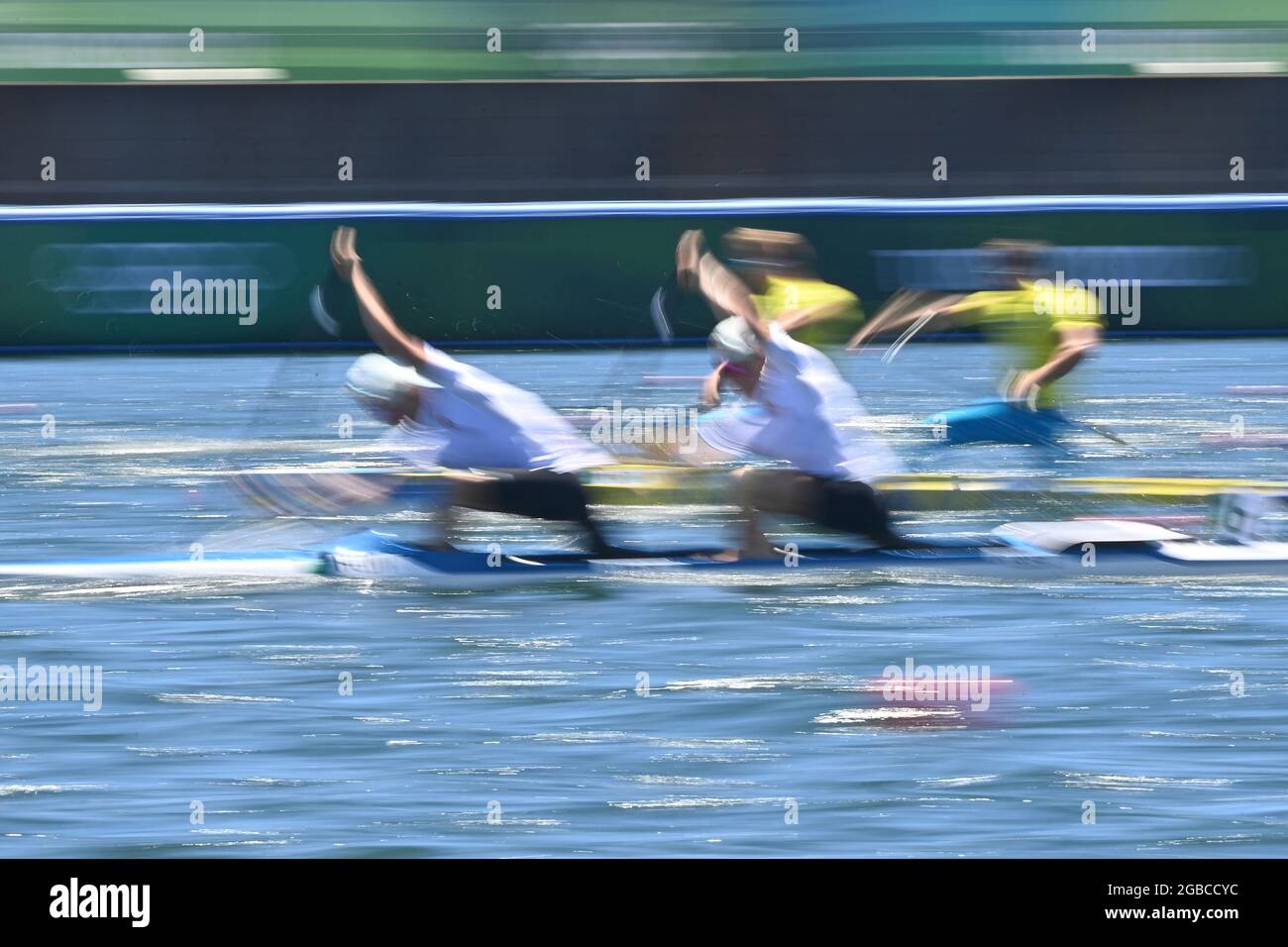 Action, blurred, feature, symbol photo, edge motif, canoe sprint, canoe ...