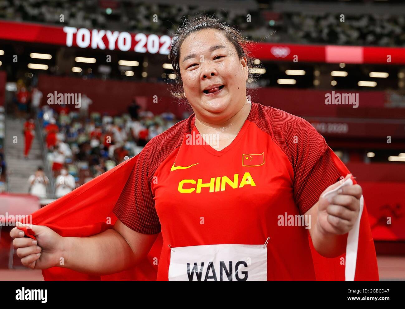 Tokyo, Japan. 3rd Aug, 2021. Wang Zheng of China celebrates after the ...