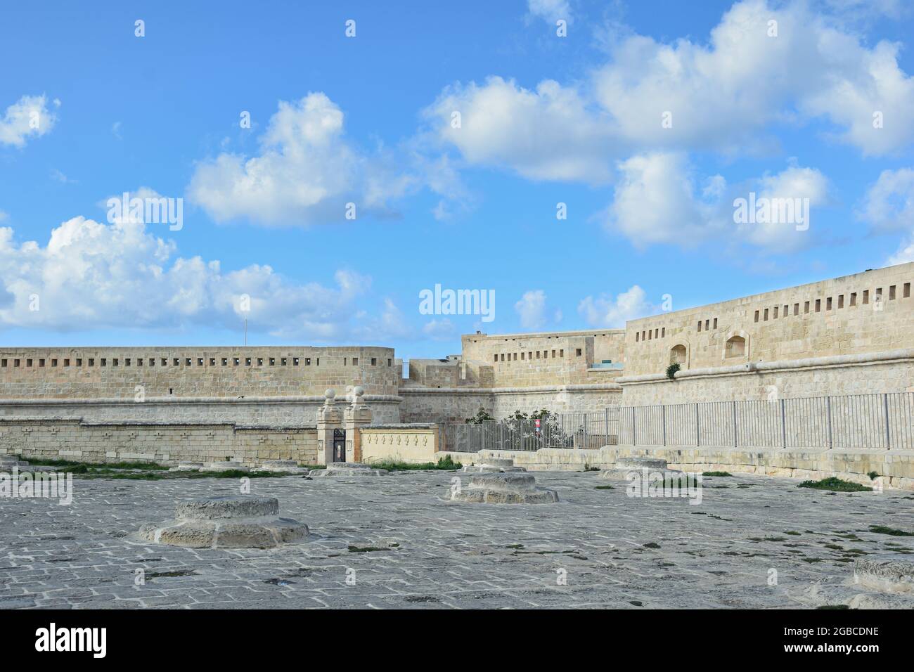 Maltese architecture and nature Stock Photo - Alamy