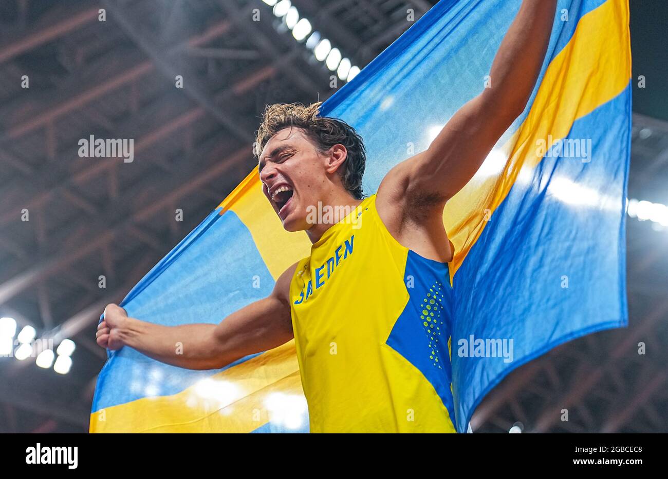 Tokyo, Japan. 03rd Aug, 2021. Athletics: Olympics, men's pole vault ...