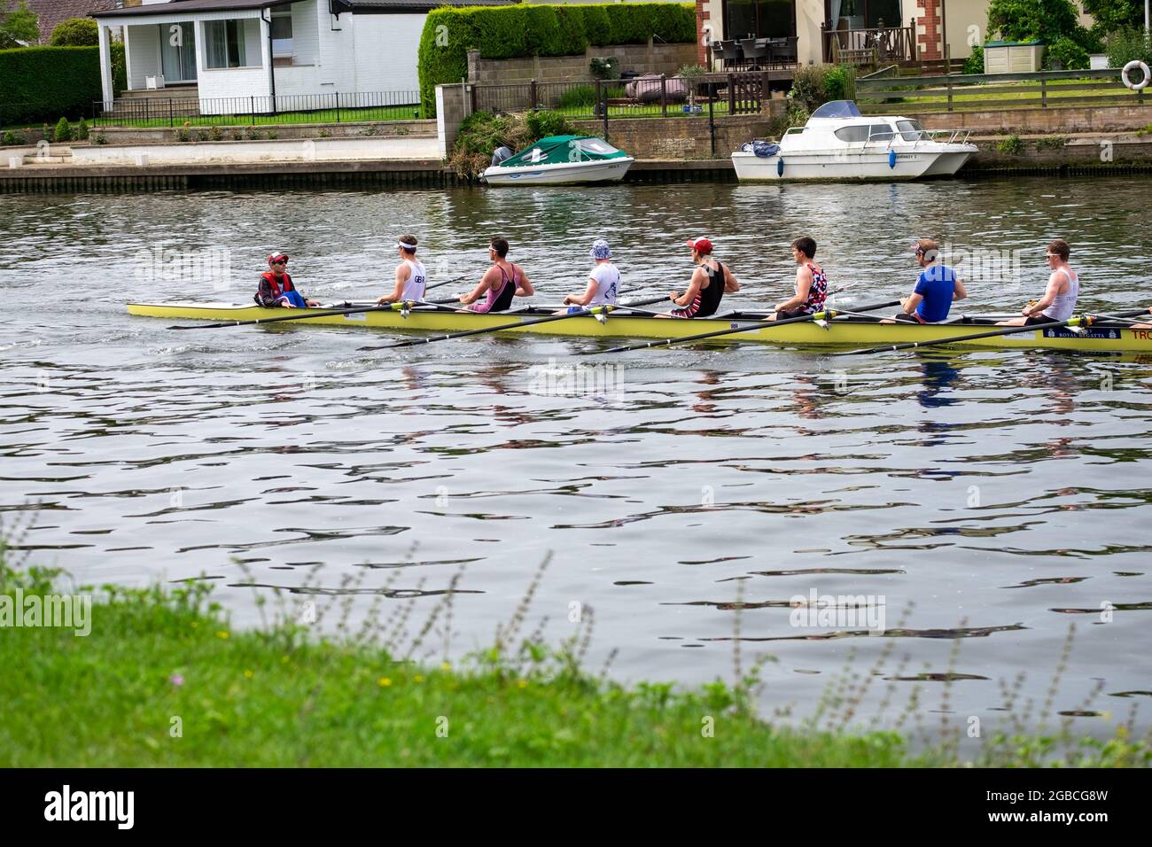 Boats on the thames Stock Photo - Alamy