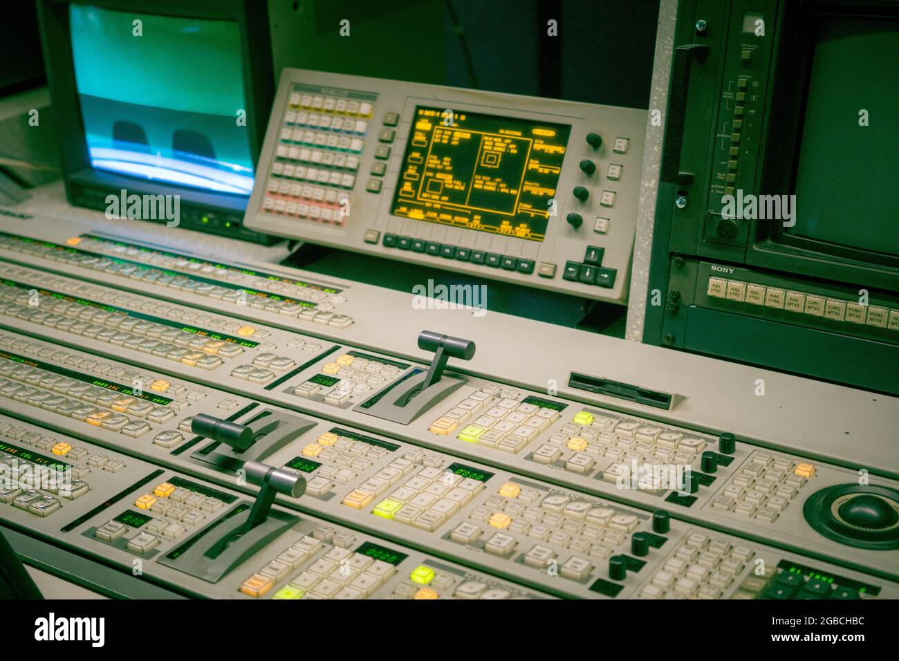 Analog mixing console. Mid-20th century mixing console Stock Photo - Alamy