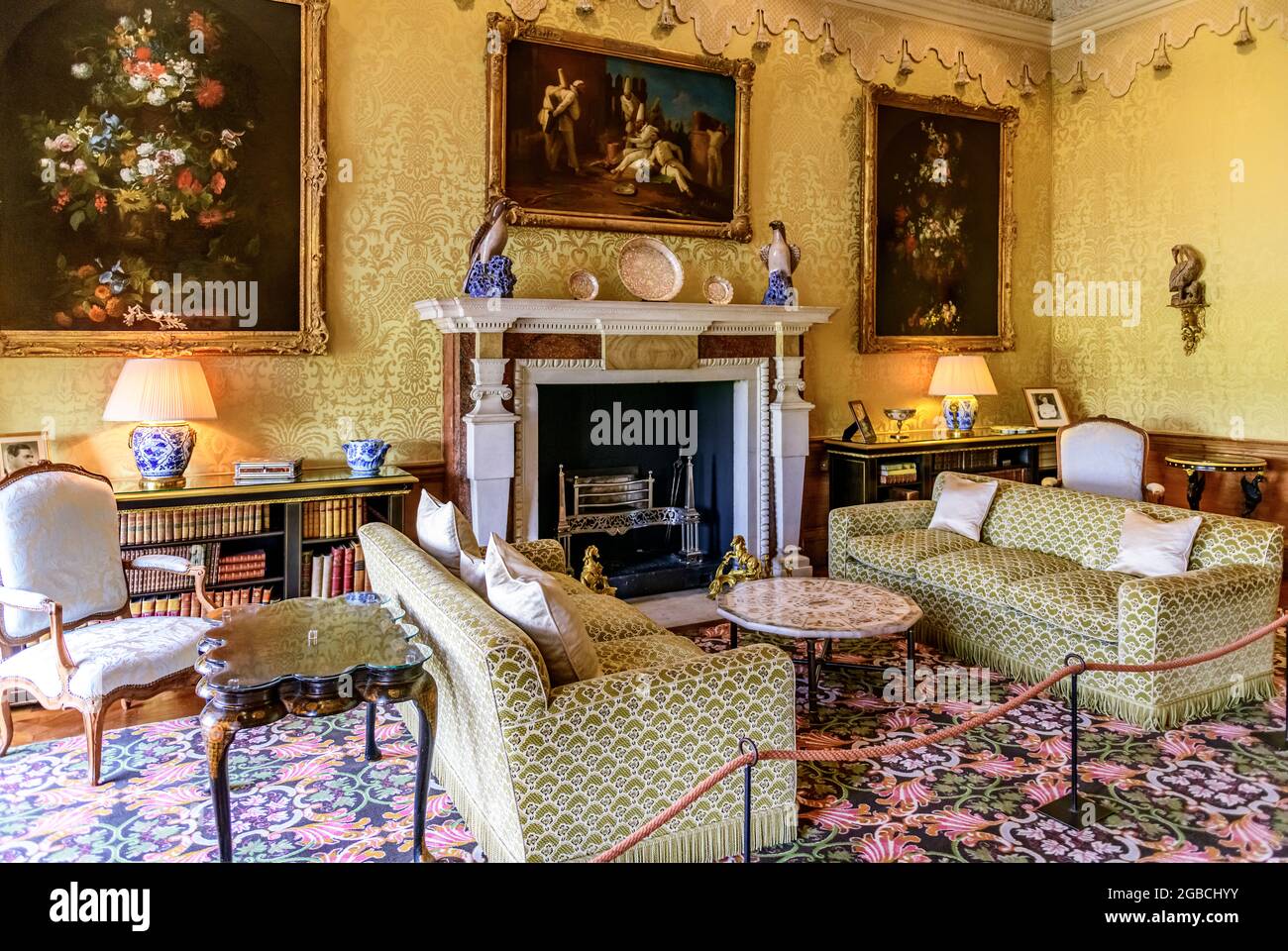 Interior leeds castle kent england hi-res stock photography and images ...